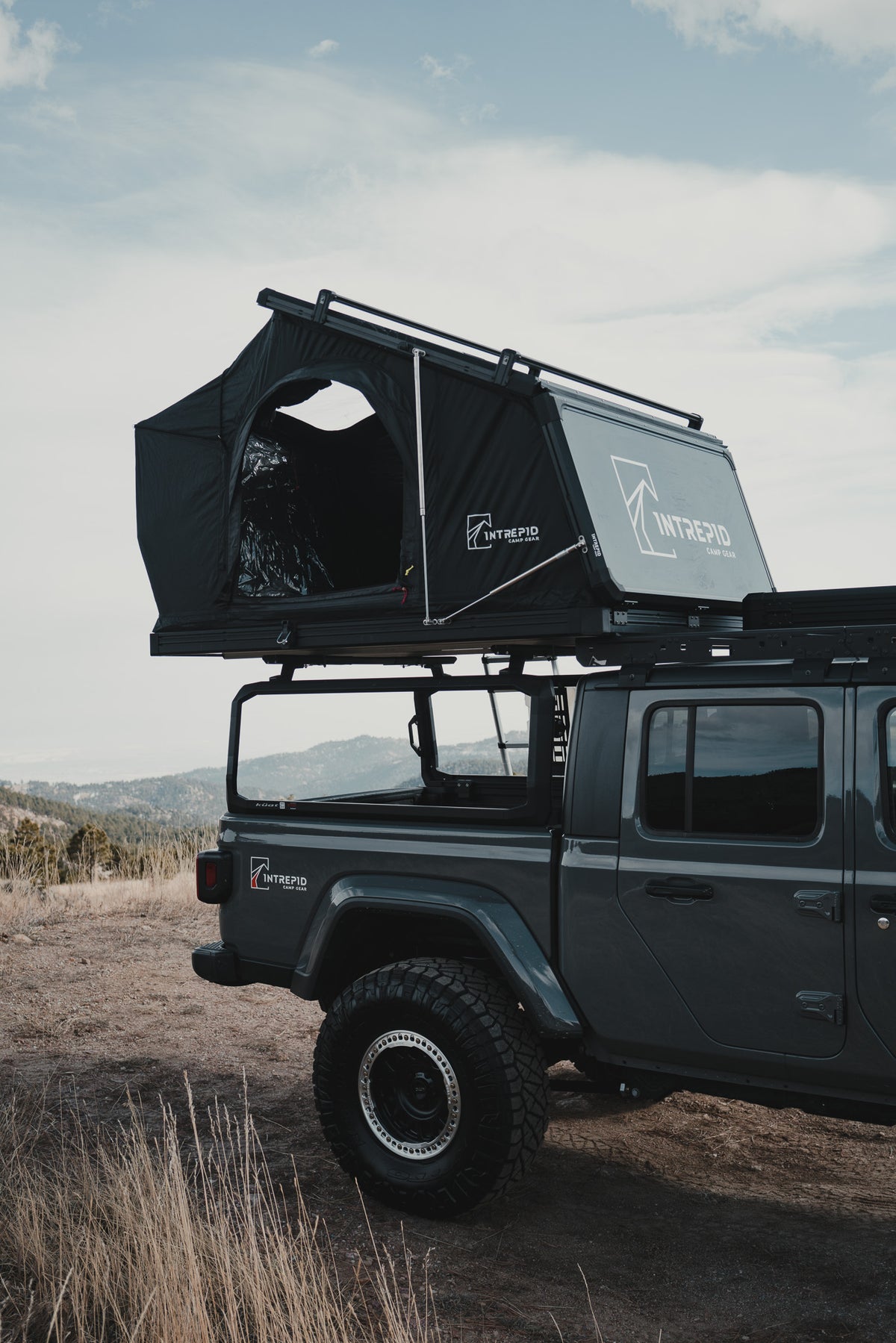Geo 3.0 Pro Rooftop Tent | Large Tent with Heater & AC Port – Intrepid ...